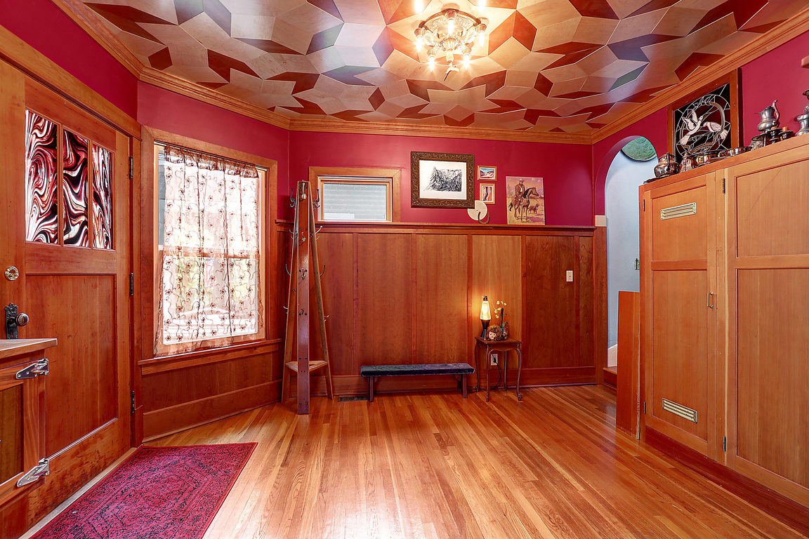 Vintage Victorian Home on Capitol Hill - Seattle Dream Homes - Seattle ...