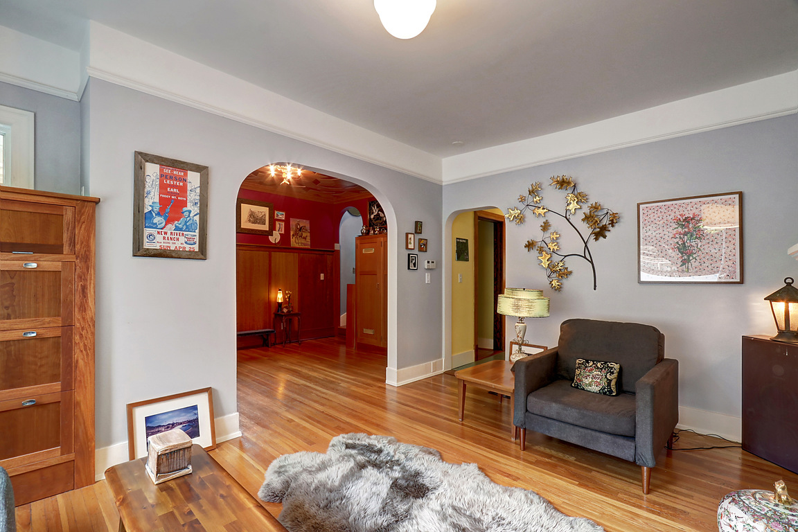 Vintage Victorian Home on Capitol Hill - Seattle Dream Homes - Seattle ...